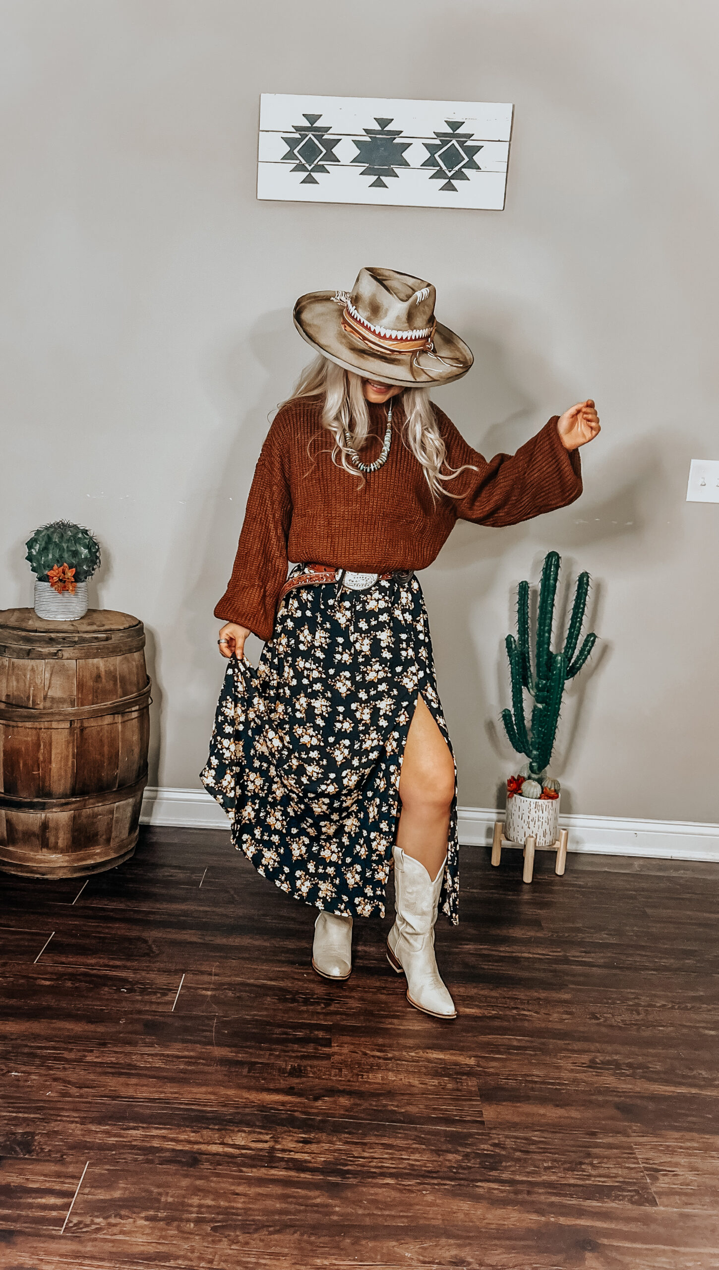 Turning Basic Clothes into a Dreamy Western Look - Kiersten Zile